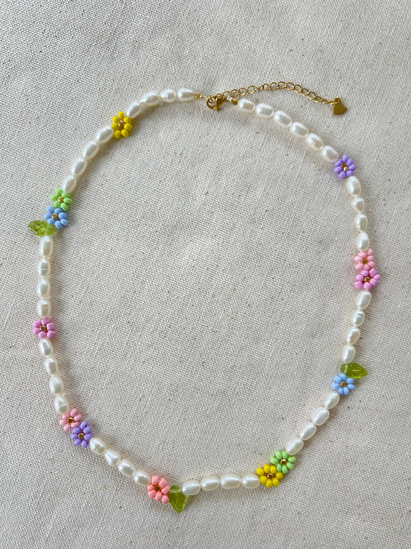 Daisy Pearl Necklace - Etsy