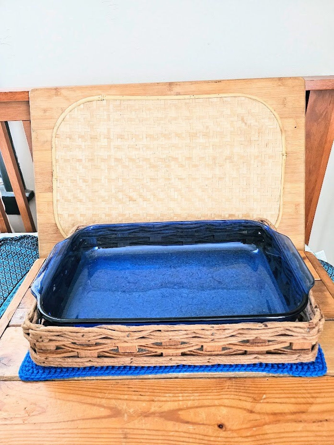 Vintage PYRES Wicker Rattan Carrier and PYREX Cobalt Blue Casserole ...