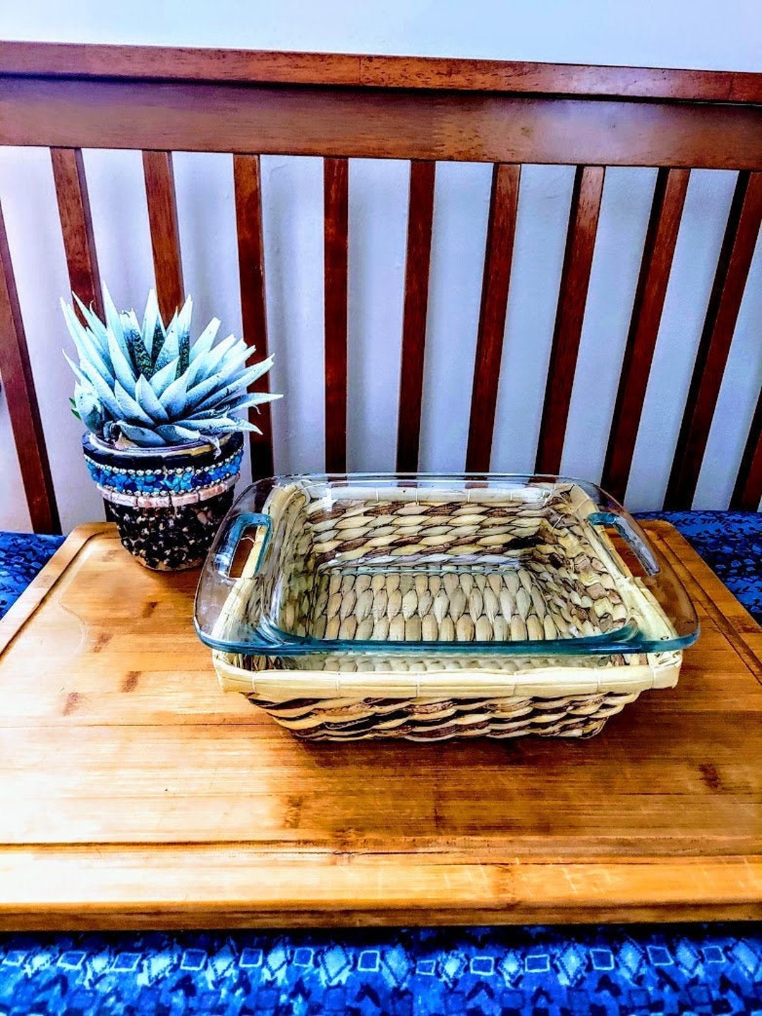 Vintage Pyrex 8 X 8 in Wicker Basket, Farmhouse Kitchen Pyrex in Wicker ...