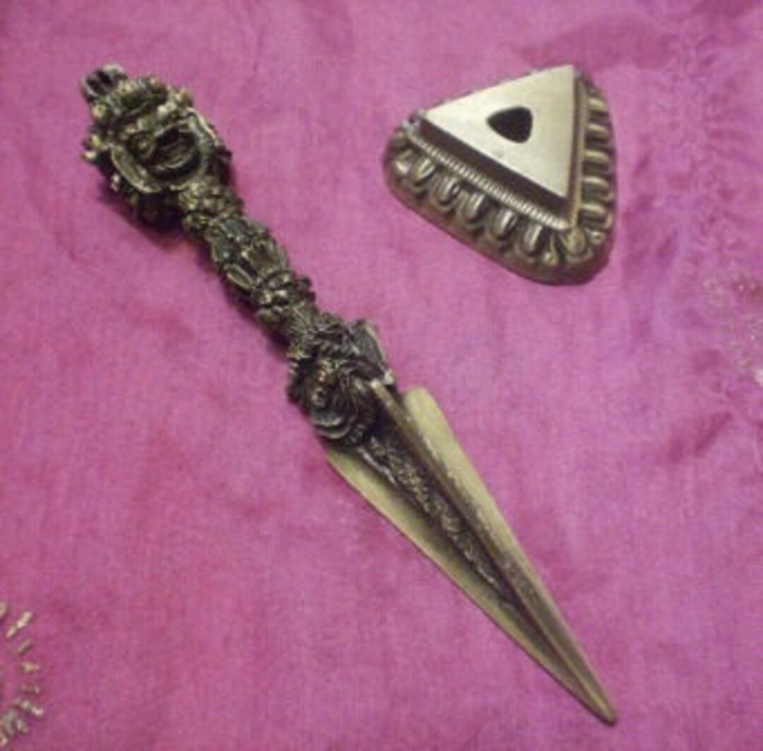 Phurba Bronze Tibetan Buddhist Dagger With Stand, 3 Sided With Stand ...