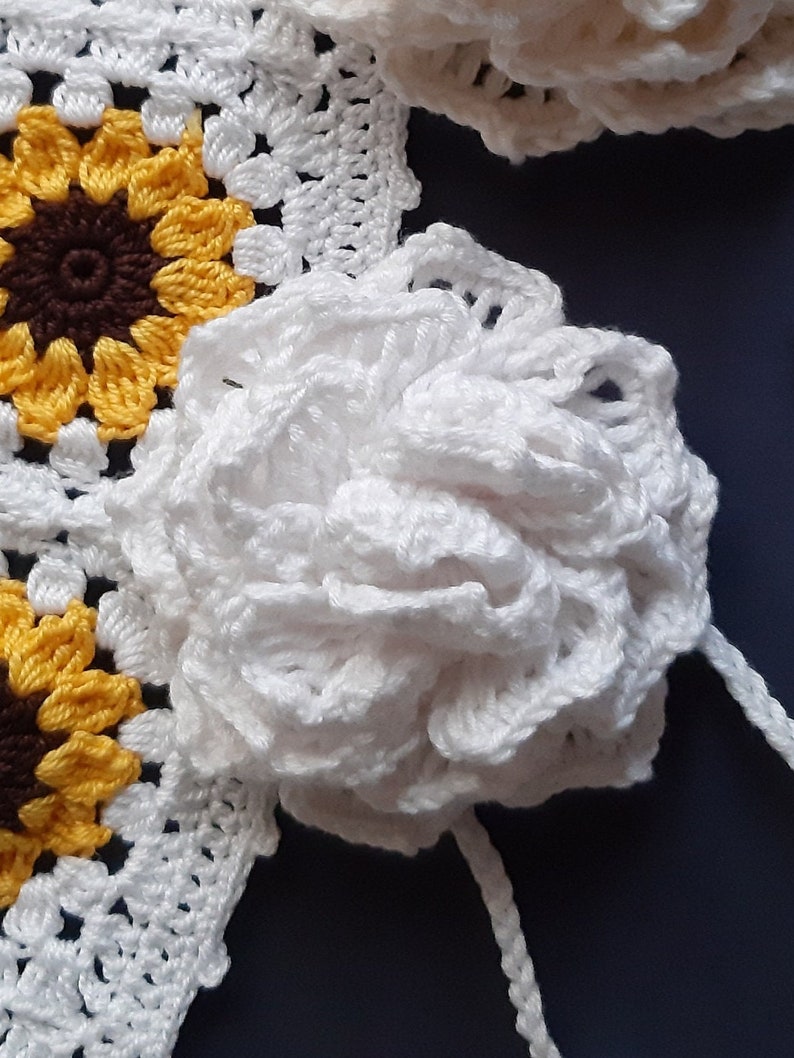 White Rose Flower Choker Necklace. Floral Choker Handmade. Rose Crochet ...