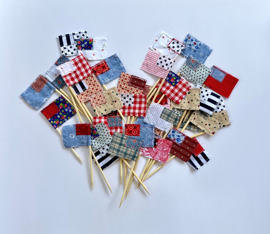 Scrappy Mini Flags, Plant Stakes, 4th of July Primitive Farmhouse Decor ...