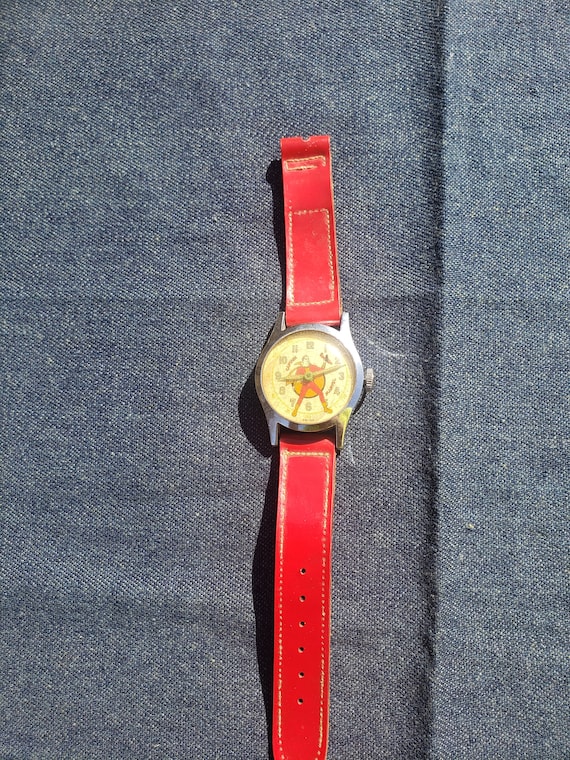 Vintage 1948 captain marvel watch - Gem