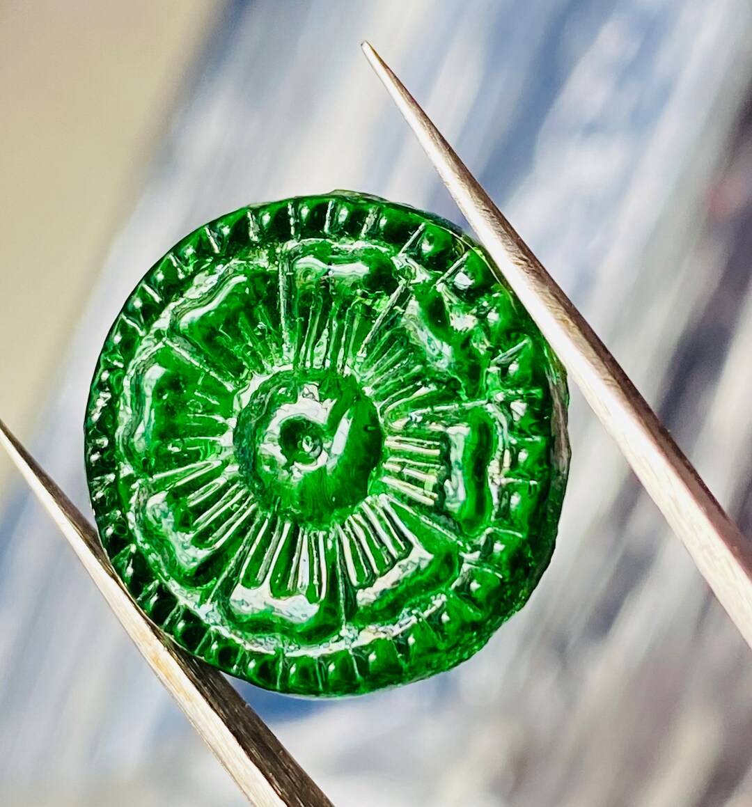 20MM Round Precious Emerald Hydro Handmade Carving Gemstone Hand Work ...