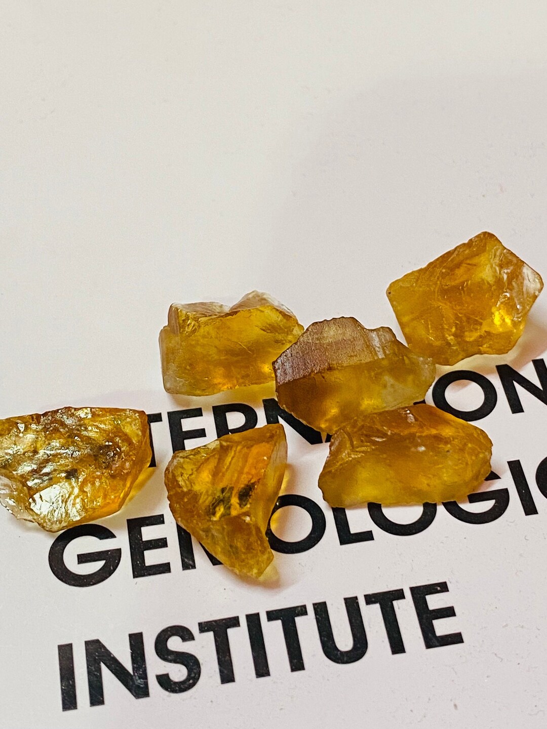 AAA Grade Facet Rough Madeira Rough Loose Citrine- Raw Madeira Citrine ...
