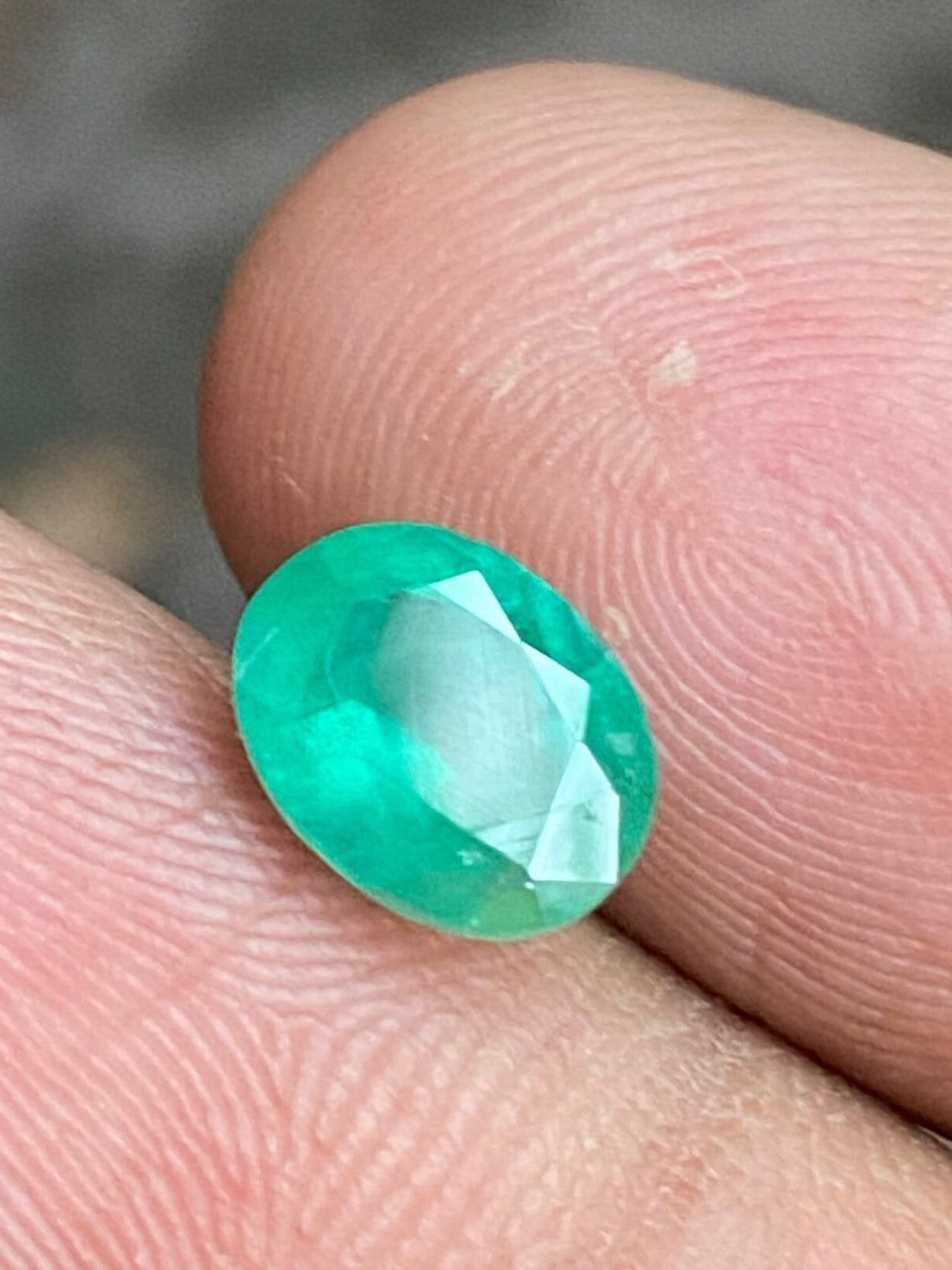 8x6mm Natural Green Certified Emerald-eye Clean Emerald Oval 1.45CTS ...