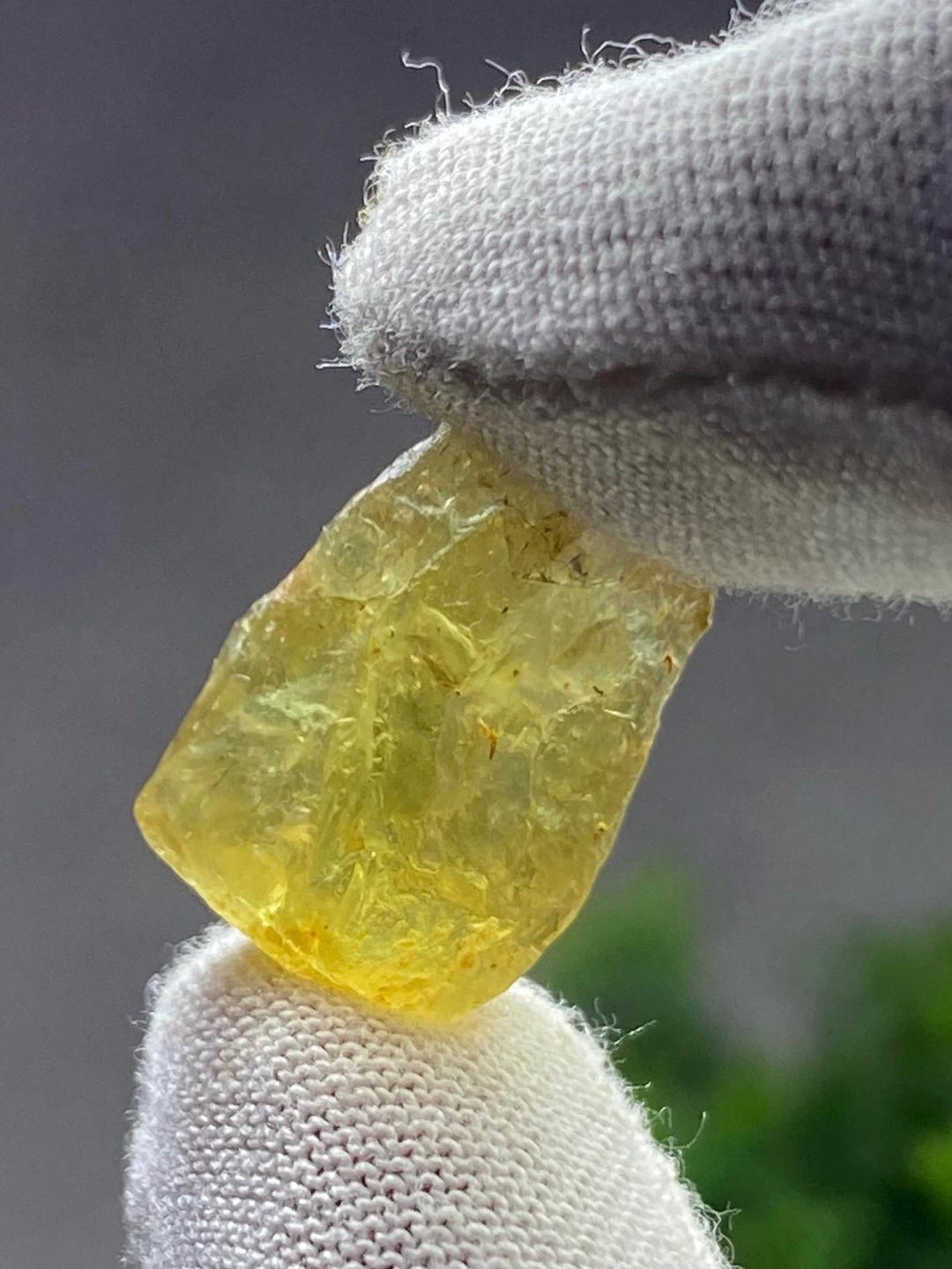 Ceylon Yellow Chrysoberyl Specimen, Raw Crystal, 13.80 CT - Etsy