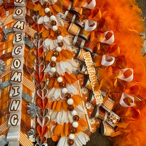 WHATABURGER Homecoming Mum Custom, One of a Kind Triple-flower Heart ...