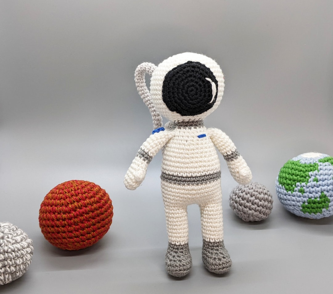 Crochet Astronaut Toy Pattern, Space Theme (PDF Pattern) - Etsy