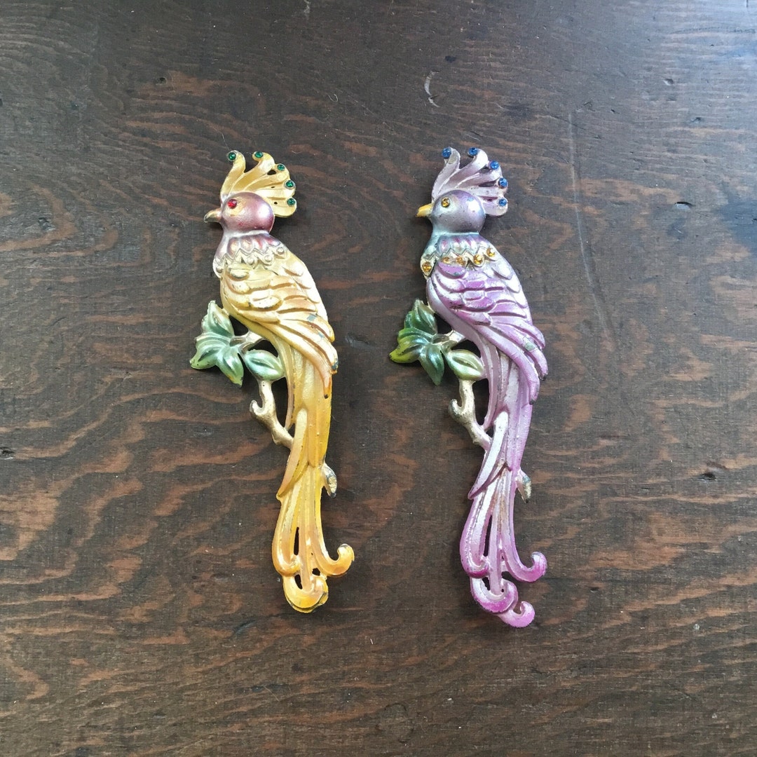 Large Enamelled Pot Metal Parrot, Unsigned Coro Parrot Brooch, Pot ...