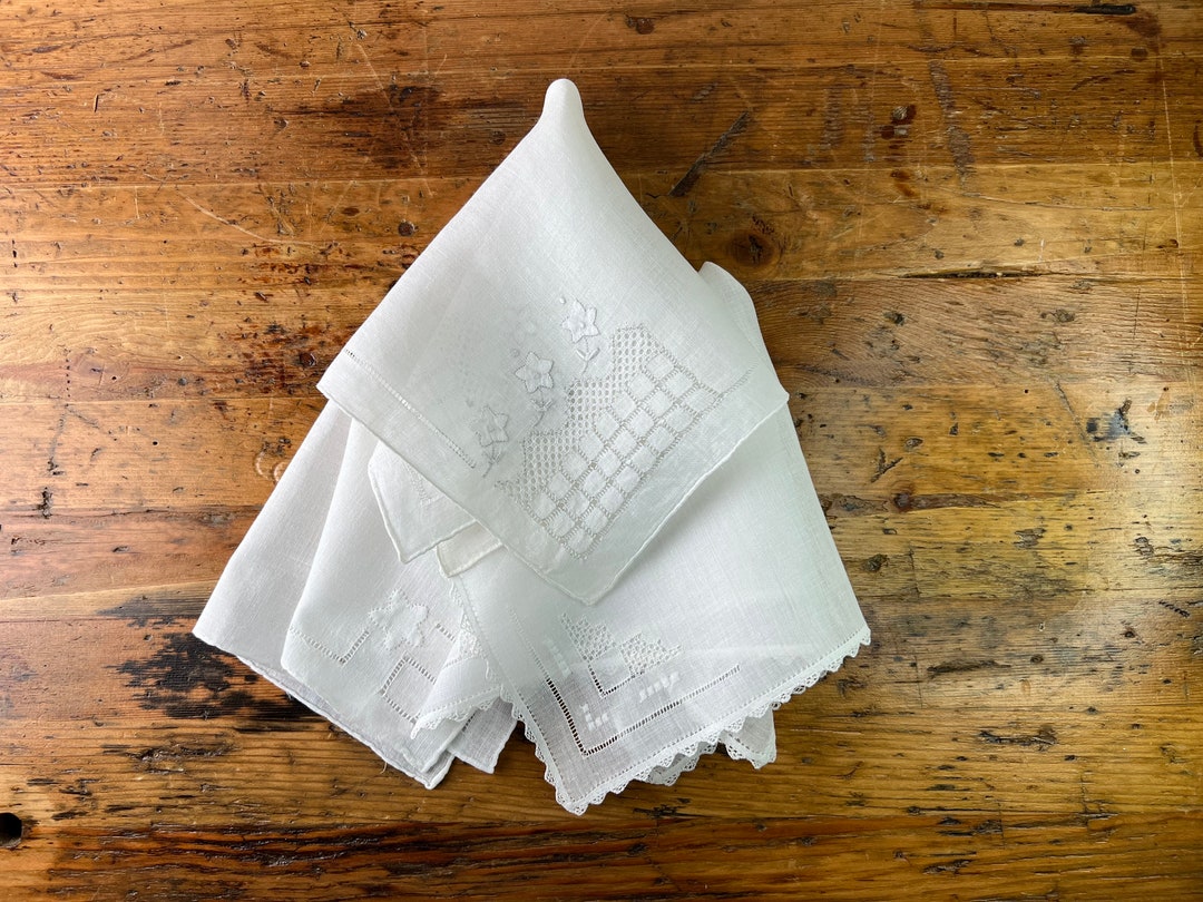 Vintage Fine Linen Drawnwork, Appliqué Openwork Handkerchiefs ...