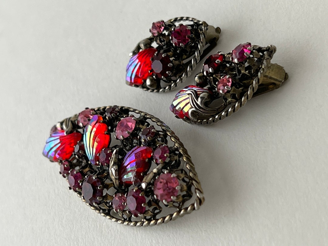 Vintage Austrian Shades of Pink and Red Crystal Goldtone Brooch and ...