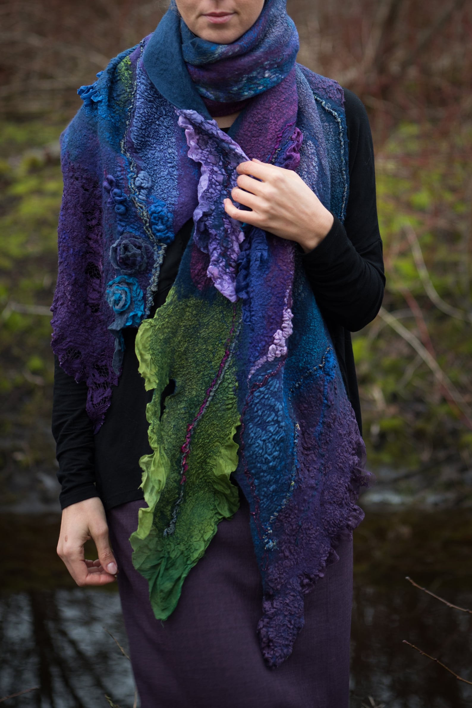 Video Tutorial for Felting Projects With Subtitles How to Make a Scarf ...