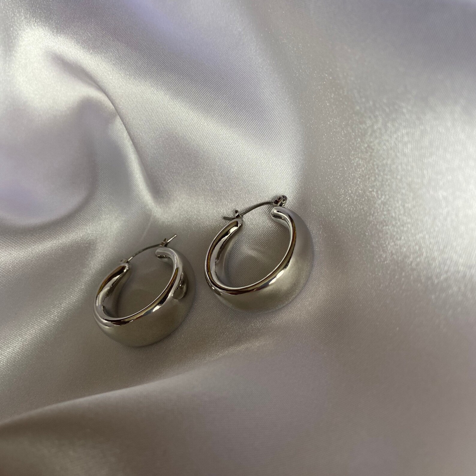 Chunky Silver Hoops hollow hoops thick hoops gold hoops | Etsy