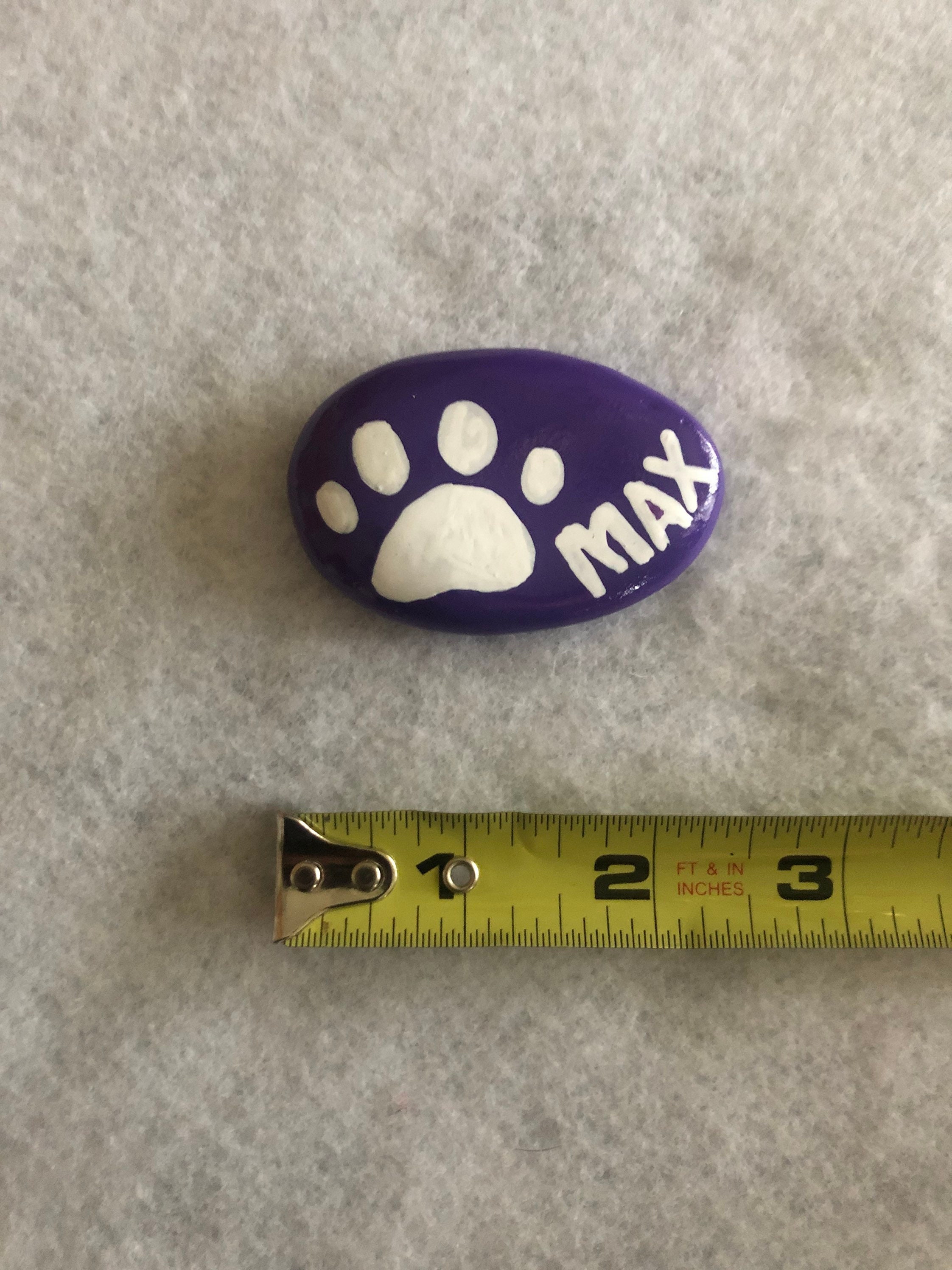 Paw Prints on Rock Personalized - Etsy