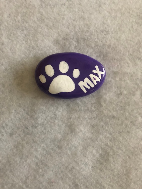 Paw Prints on Rock Personalized - Etsy