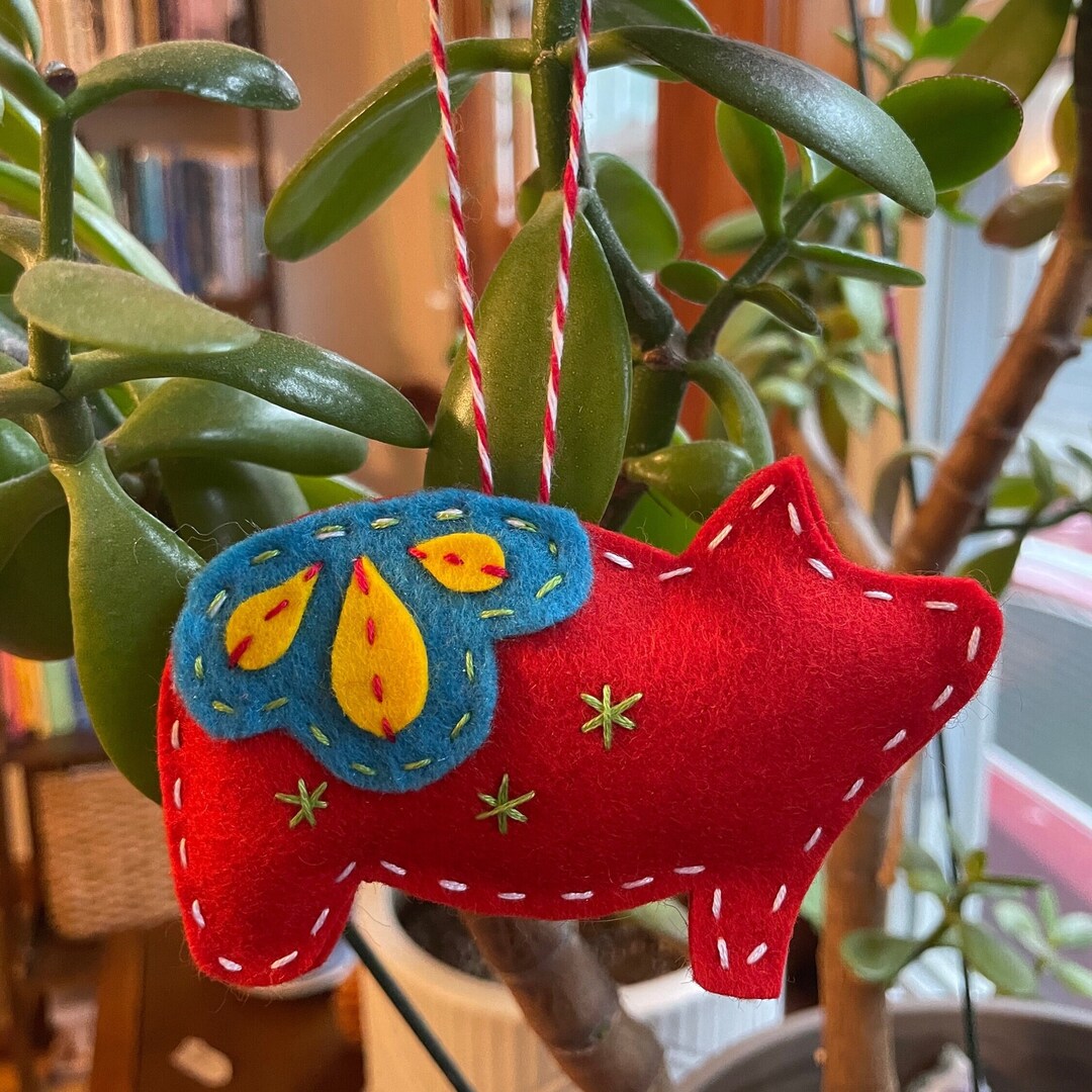 Scandinavian Dala Pig Christmas Ornament - Etsy