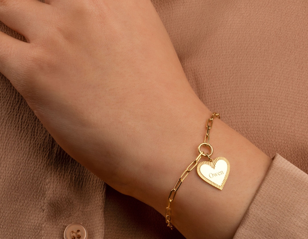 Personalized Heart Charm Name Bracelet, Custom Engraved Bracelet Name ...