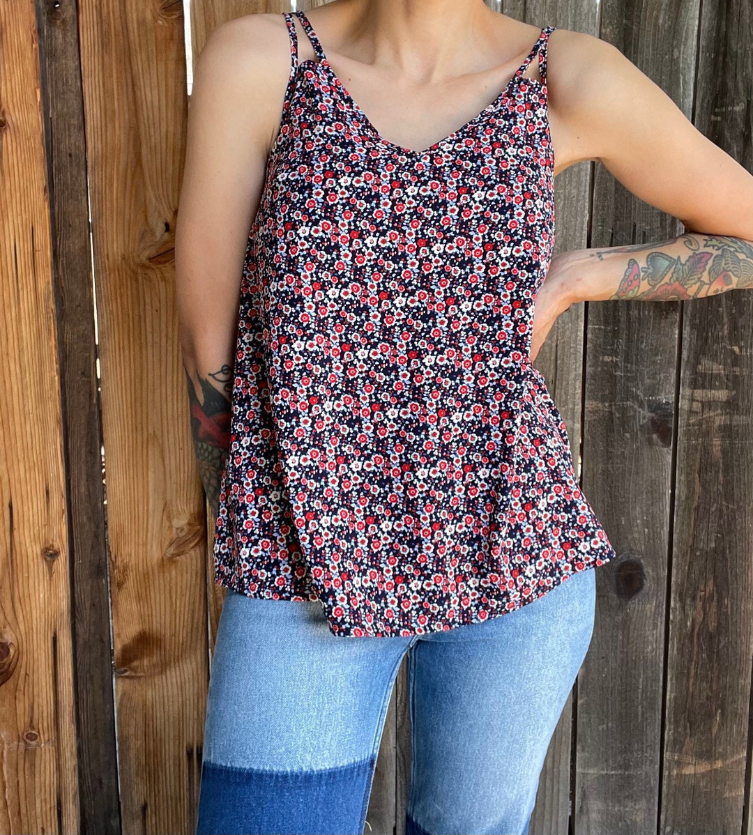 Kaileigh Floral Sleeveless Blouse - Etsy