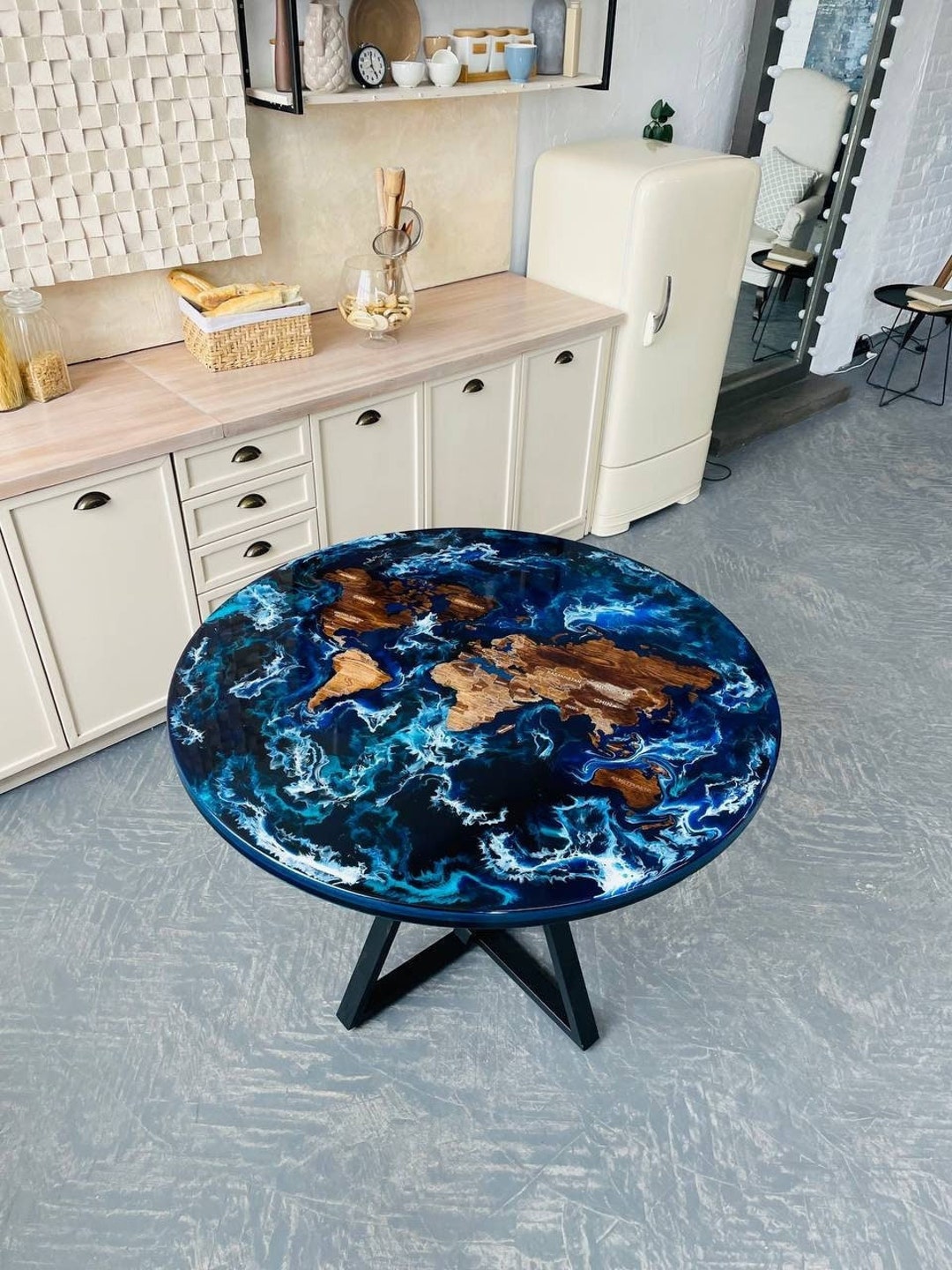 Round Epoxy Resin Table, Walnut World Map Breakfast Table, Living Room ...