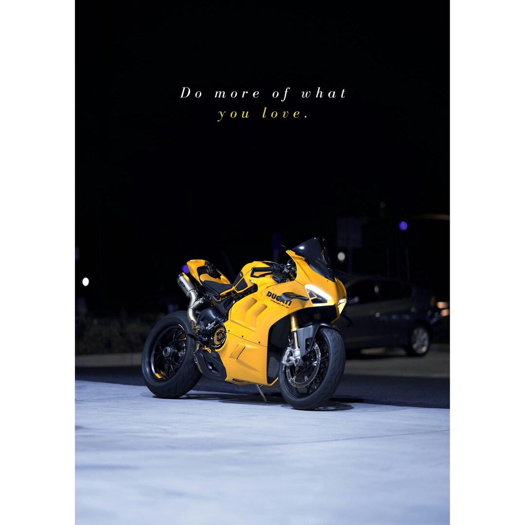 Motivational Ducati Panigale V4S Poster With Inspiring Text #003 - High ...