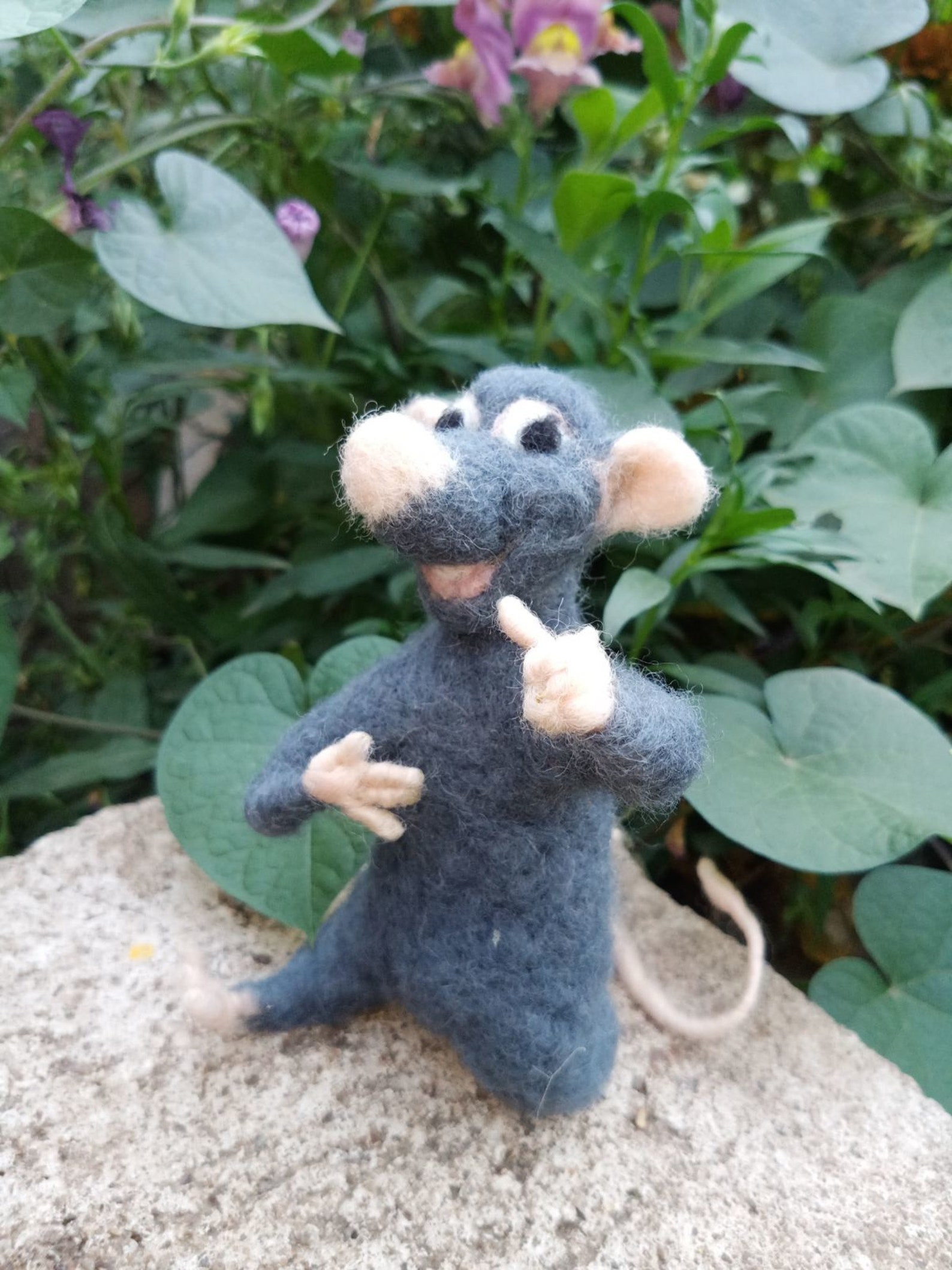 Remy the Rat from the cartoon Ratatouille | Etsy