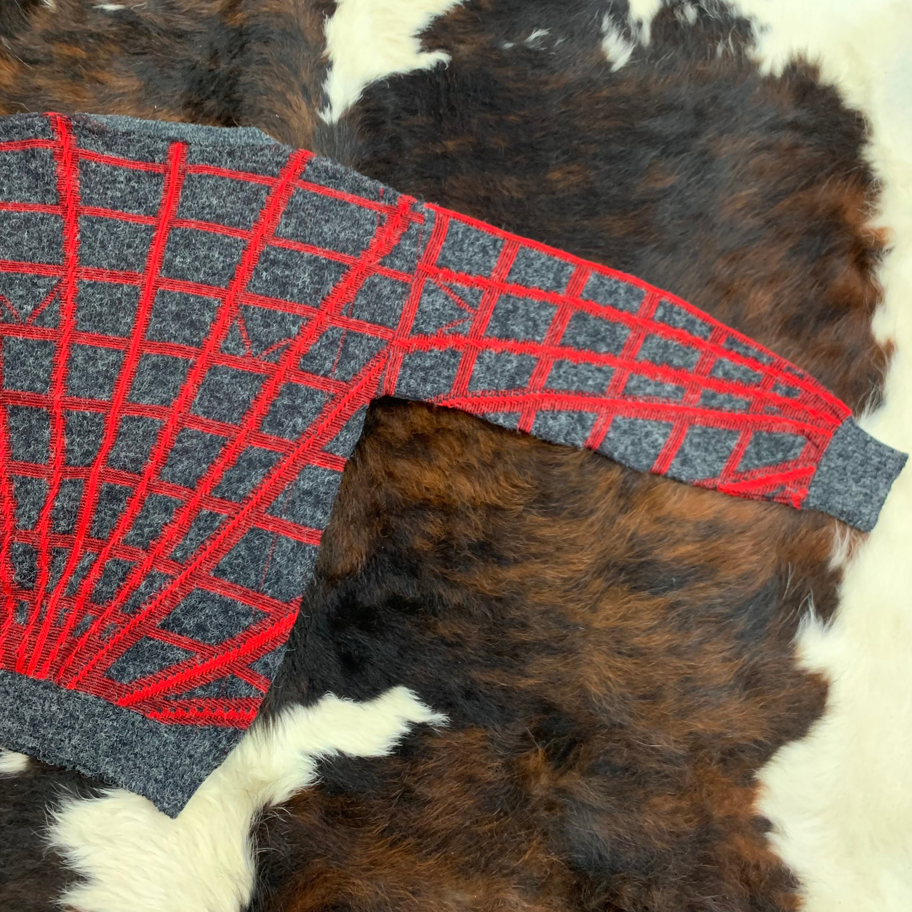 1980s Tron-vibe Grey and RED Wool Sweater Sz Lg - Etsy