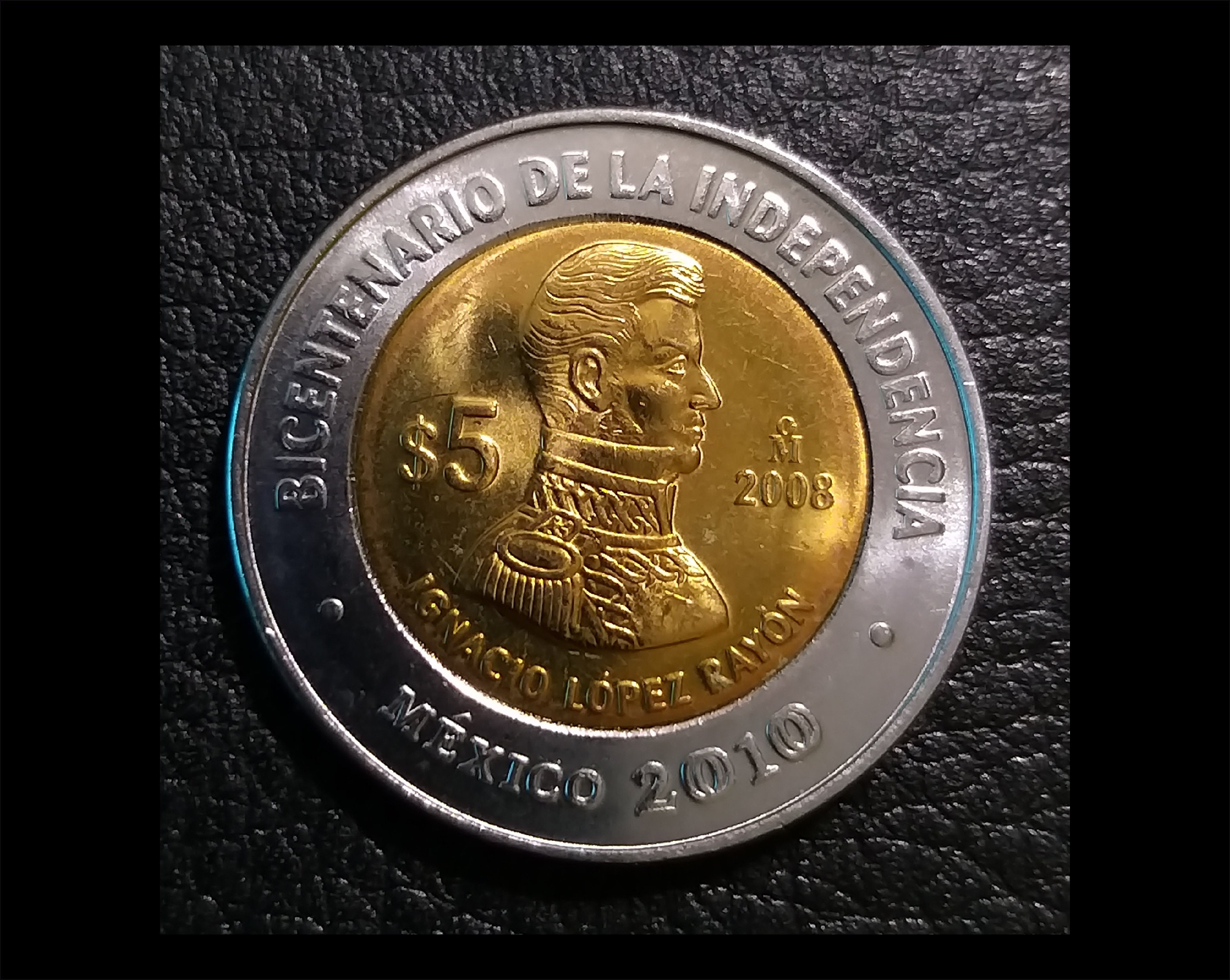 Mexican 5 Peso Coin 2010
