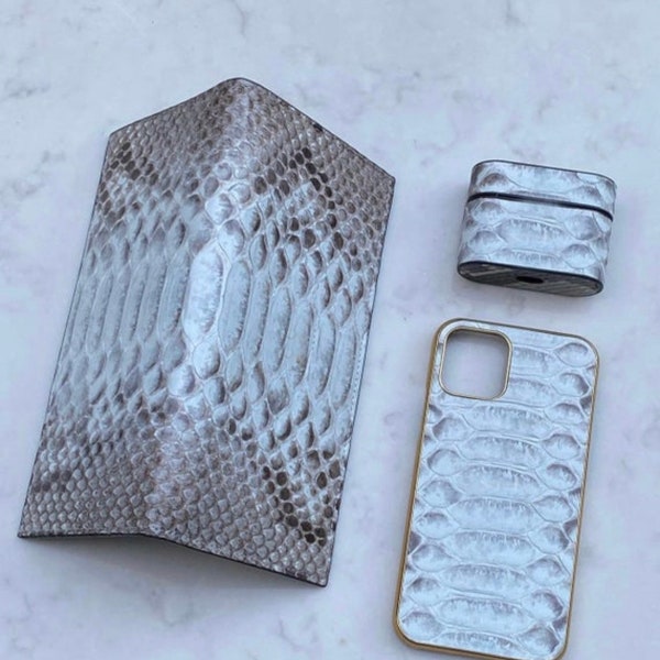 Book Iphone Case - Etsy