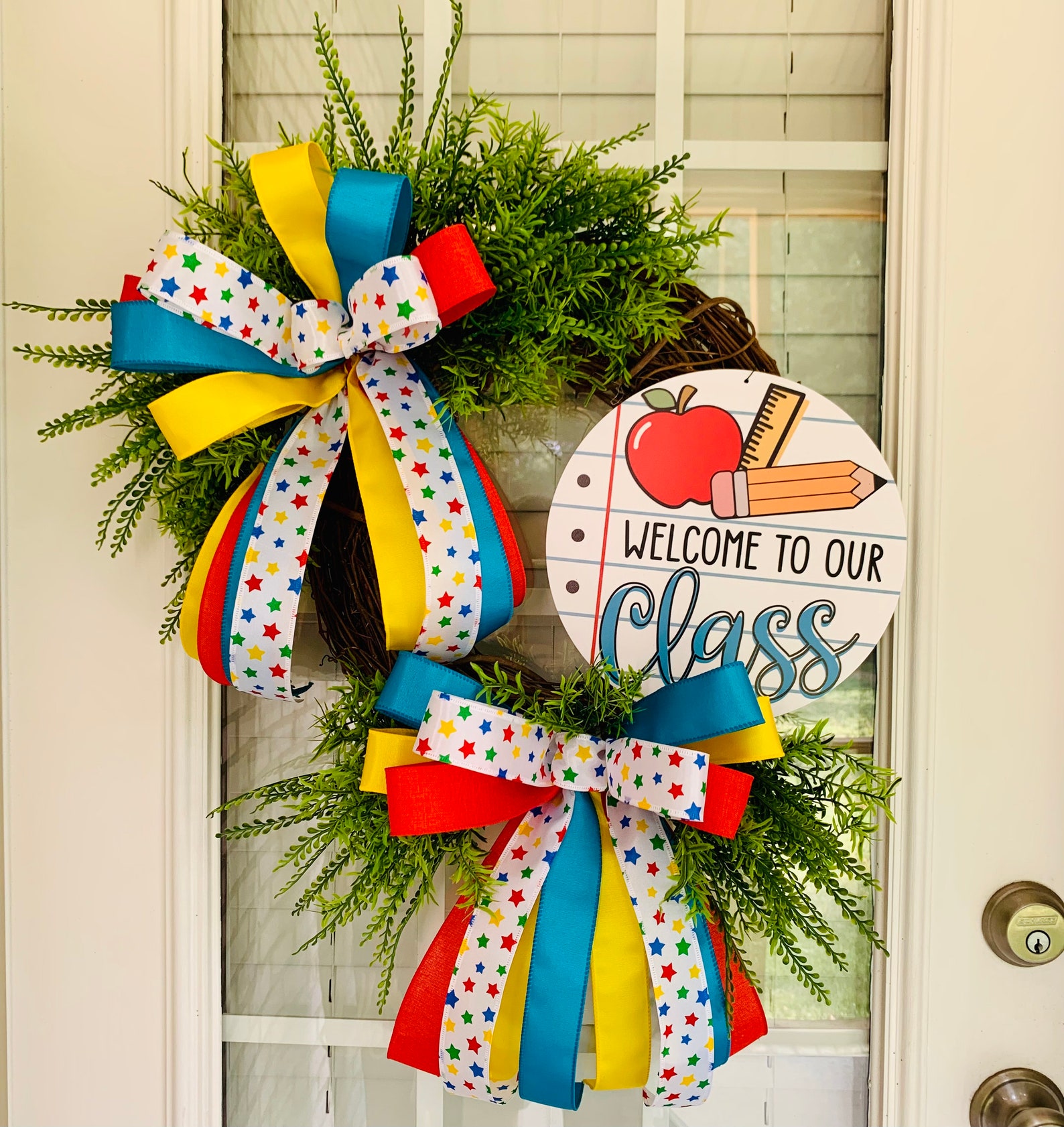 Back to School Door Wreath, Classroom Wreath for Teachers, Welcome Back ...