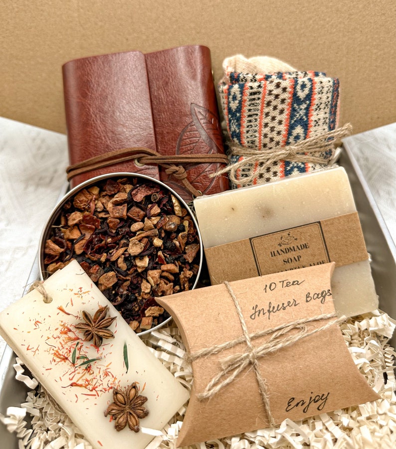 Cozy Care Package, Holidays Gift Box, Coworker Gift Set, Corporate Gift ...