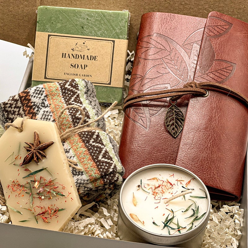 Gift Box for Women - 60+ Gift Ideas for 2025