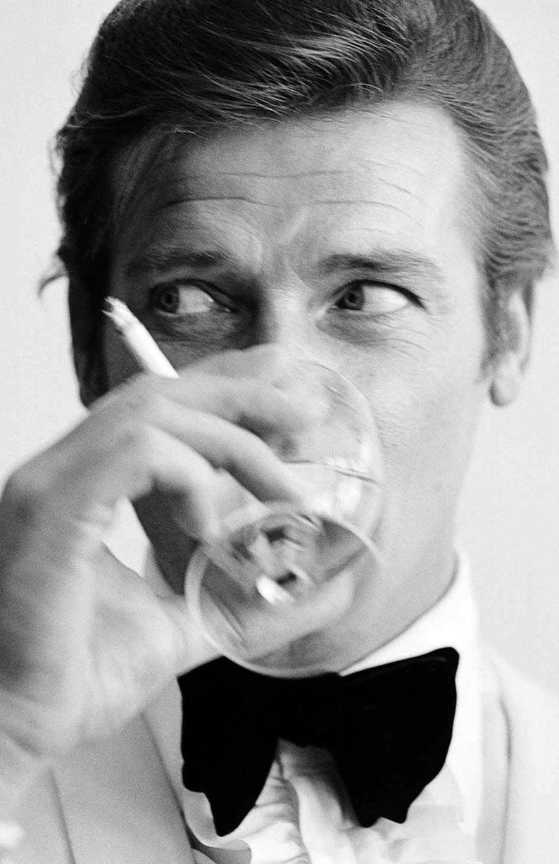 Roger Moore Poster James Bond 007 Black & White High Quality | Etsy