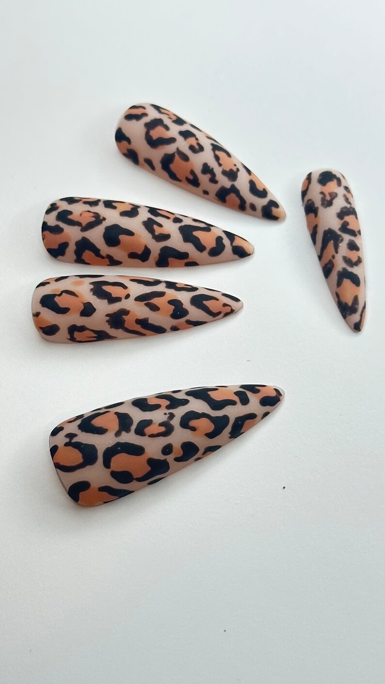 Matte, Neutral Leopard Print Press on Nails - Etsy