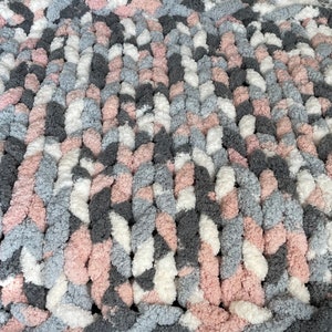 Multicolor Pinks Chunky Blanket, Chunky Knit Throw, Soft Chenille ...