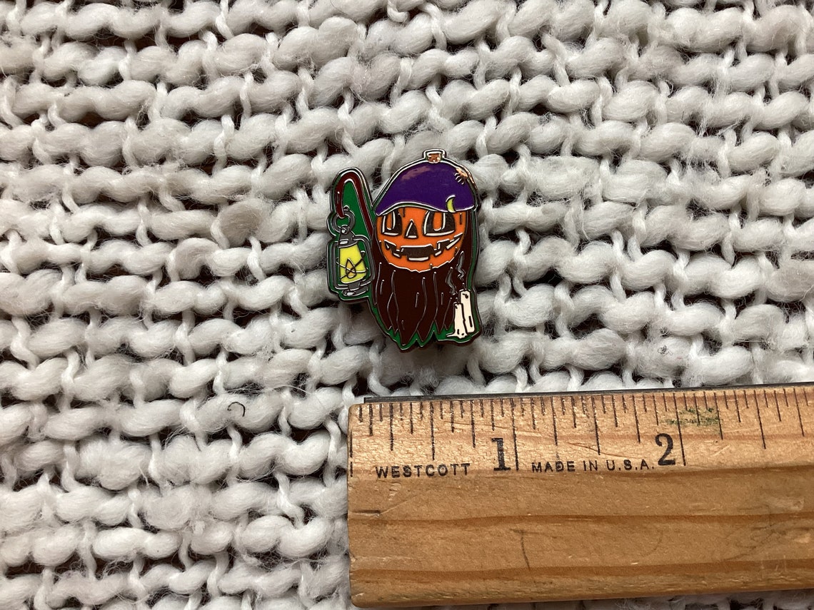 Halloween Scally Cap Pumpkin Enamel Pin - Etsy