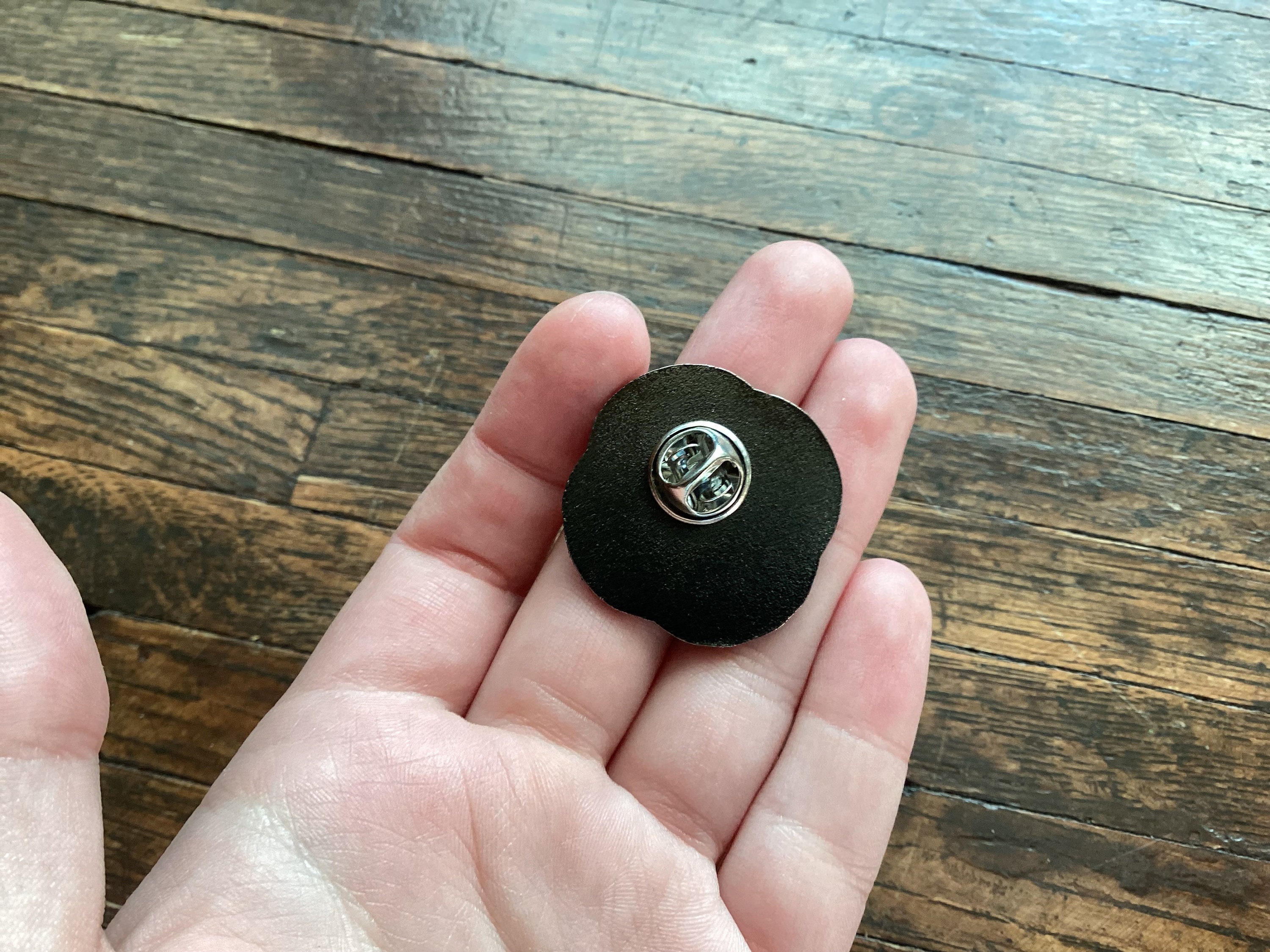 Skull Scally Cap Enamel Pin - Etsy