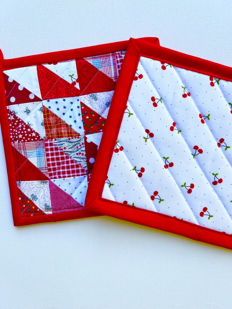 Set of Two Quilted Patchwork Potholder Red - Etsy