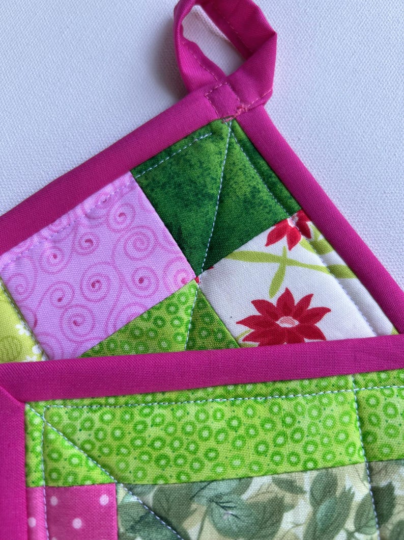 Set of Two Quilted Patchwork Potholders Hot Pads Trivets Pink Green - Etsy