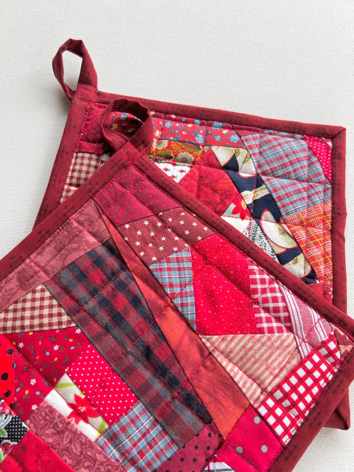 Set of Two Potholders Hot Pads Red Quilted Patchwork Wonky - Etsy