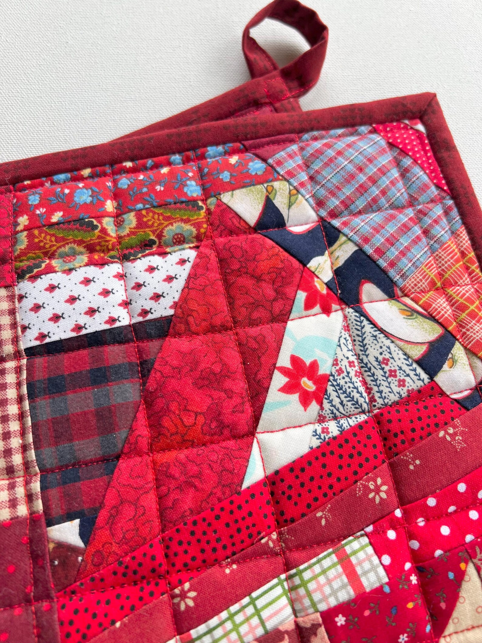 Set of Two Potholders Hot Pads Red Quilted Patchwork Wonky - Etsy