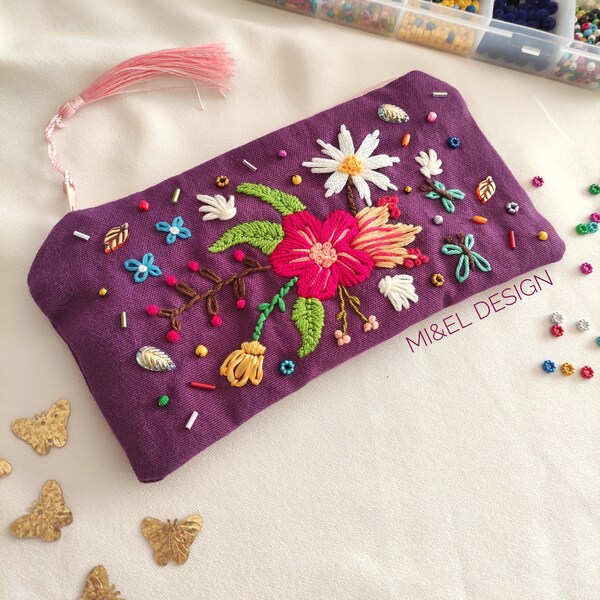 Needle Wallet - Etsy