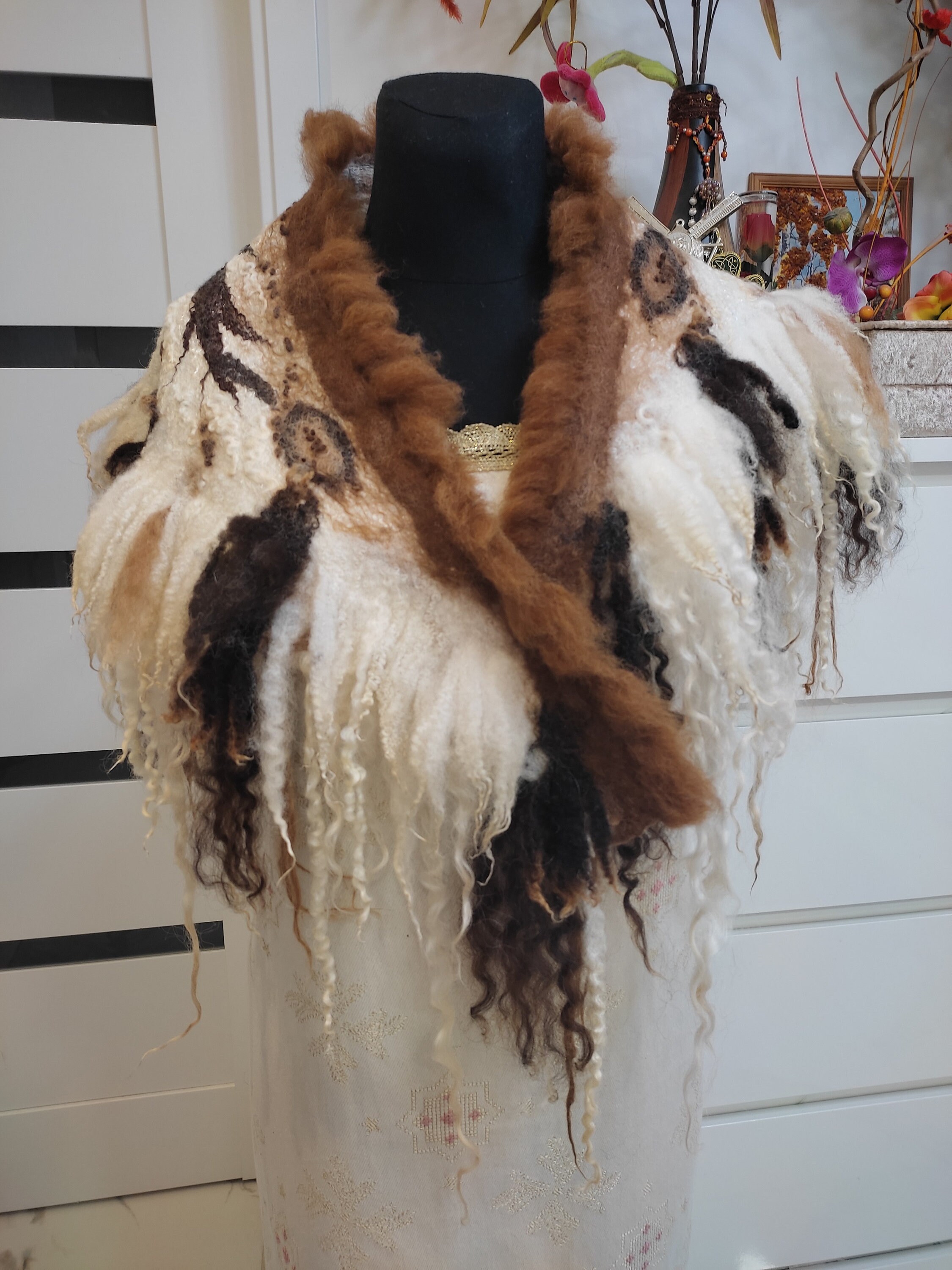 Beautiful and Unique Felt Woolen Scarf , Felted Scarf, Gift for Womens ...
