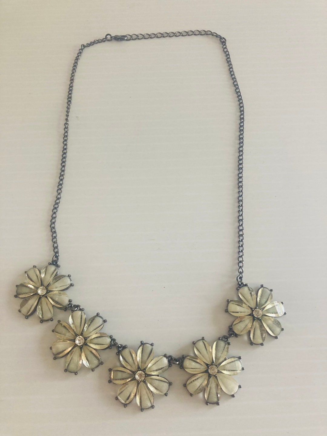Vintage MCM Daisy Flower Statement Necklace - Etsy