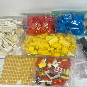 2.5 Lbs of Vintage Elgo Halsam American Bricks Plastic Building Blocks ...