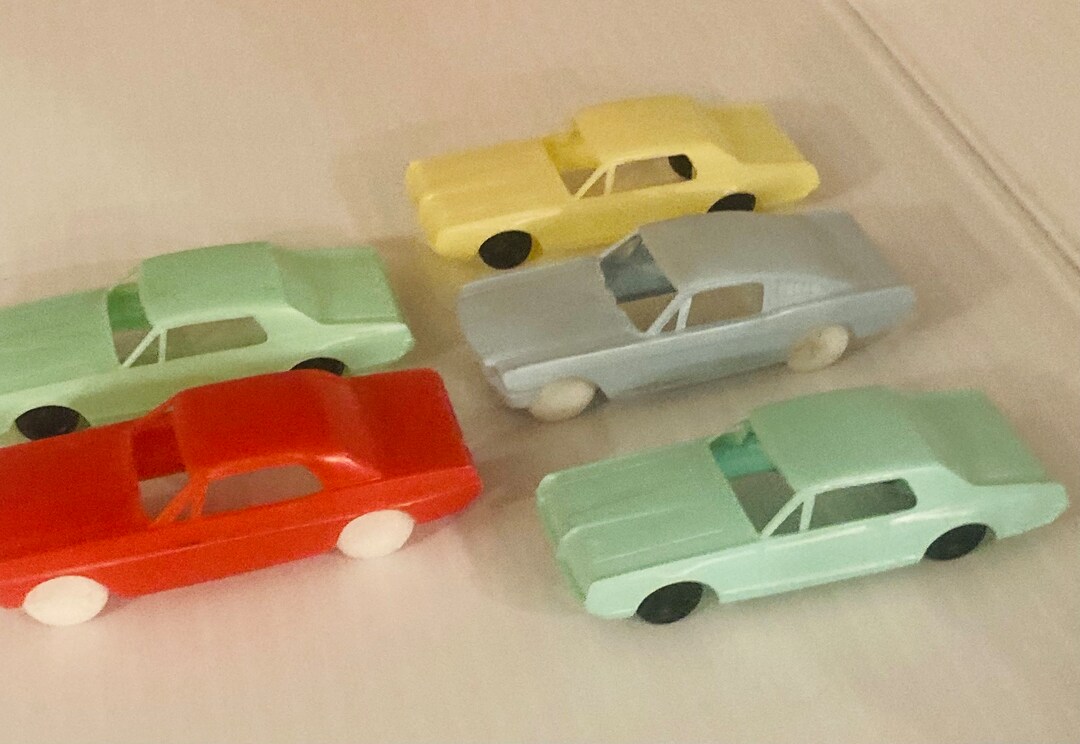 Lot of 5 Vintage 1950's Plastic Cars - Etsy