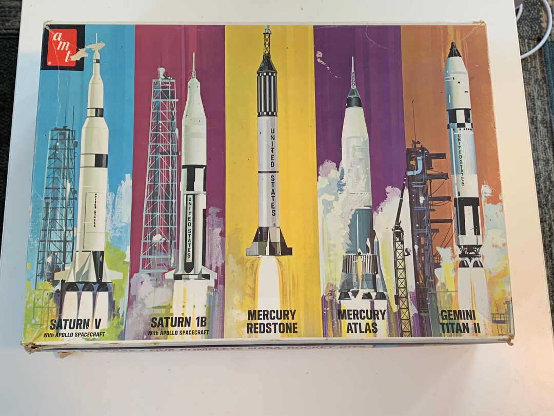 Vintage 1969 Men in Space Saturn V & Apollo Model Kit Incomplete - Etsy