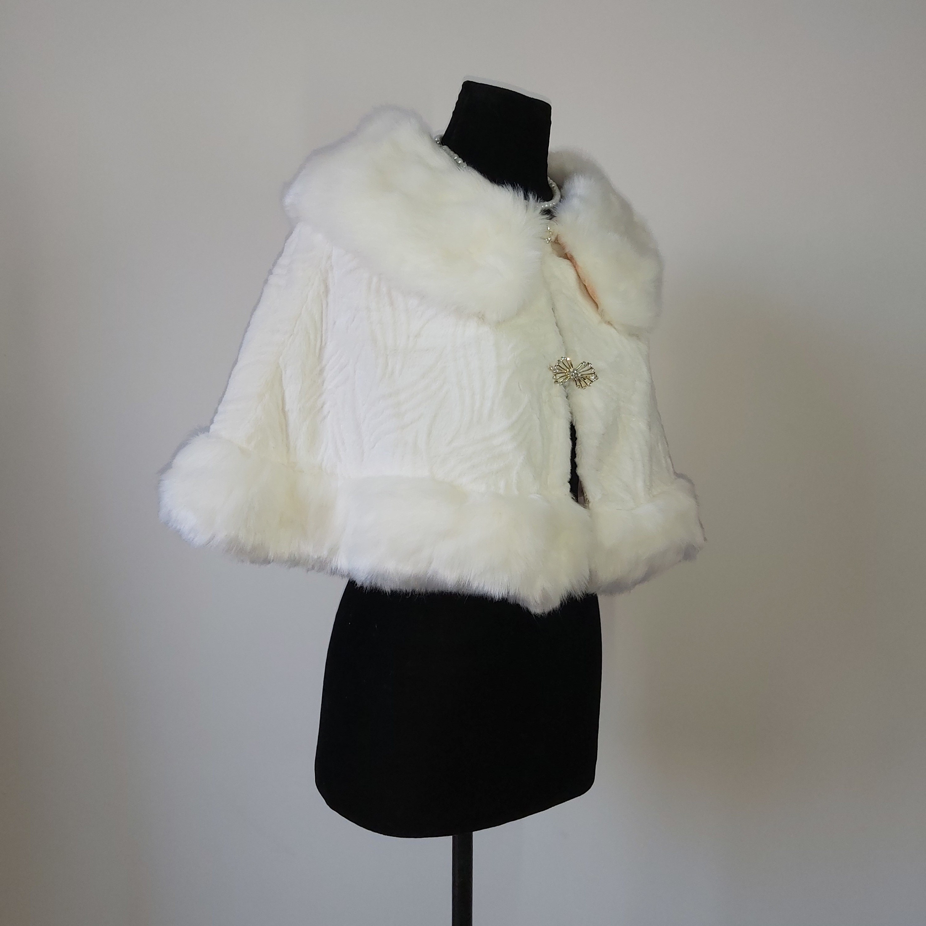 Ivory Bridal Shawl Wedding Shawl Wrap Faux Fur Shawl Shrug | Etsy