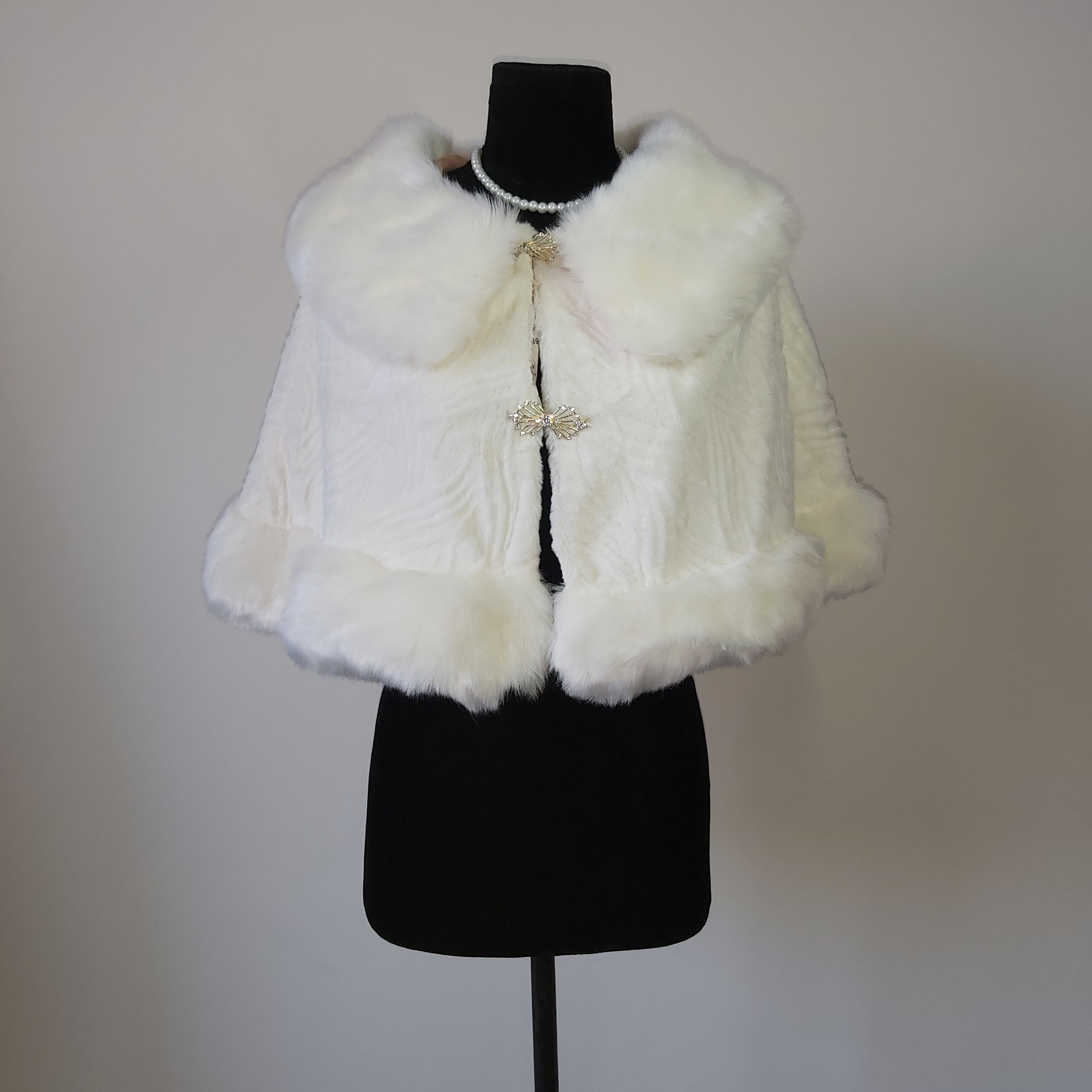 Ivory Bridal Shawl Wedding Shawl Wrap Faux Fur Shawl Shrug | Etsy