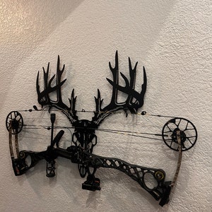 Personalized Bow Hanger, Custom Metal Bow Holder, Deer Skull Bow Rack ...